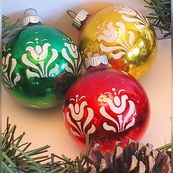 Vintage | Holiday | Vintage Shiny Brite Ornaments | Poshmark